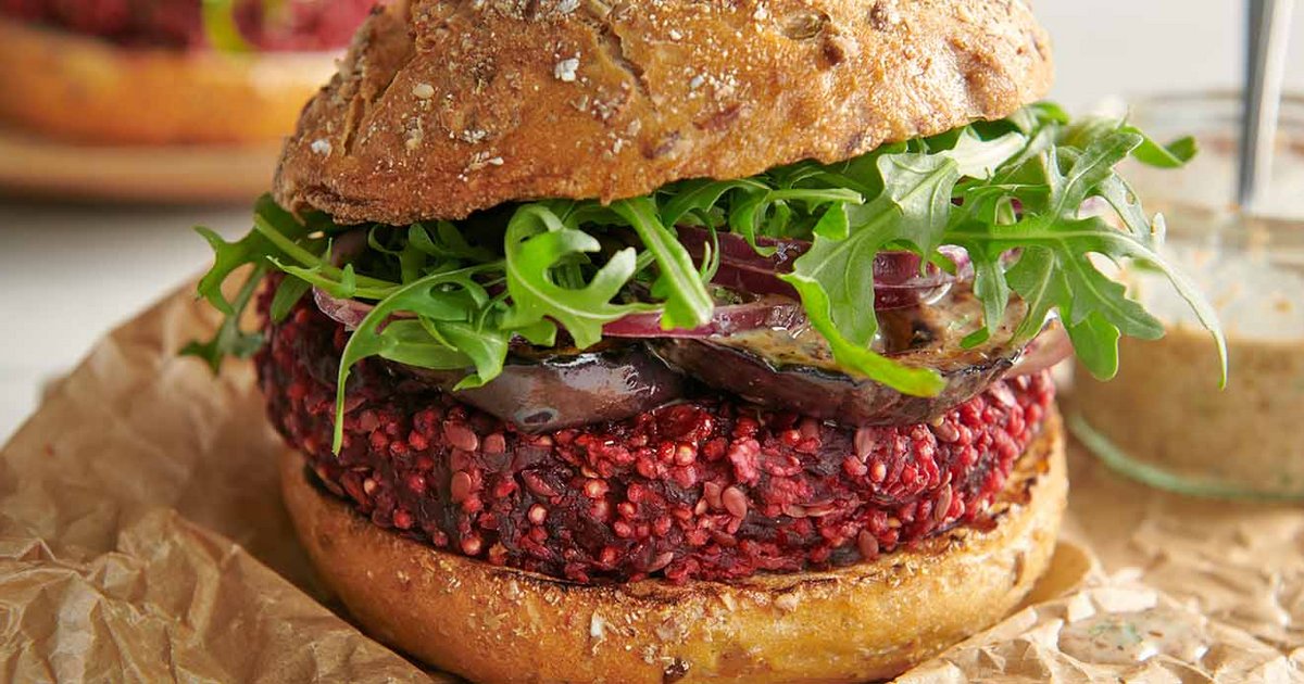 Burgers de betteraves avec aubergines et sauce au sésame | Recette ...